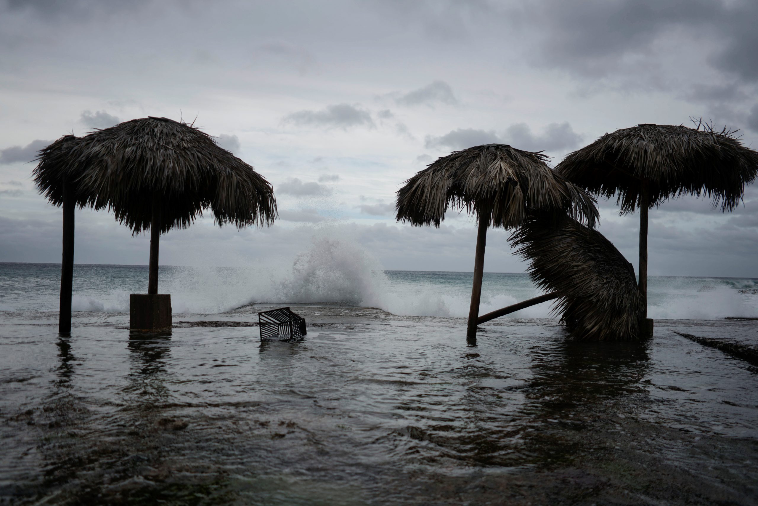 Hurricane Laura Races Toward Heart of US Oil Refining Industry ...