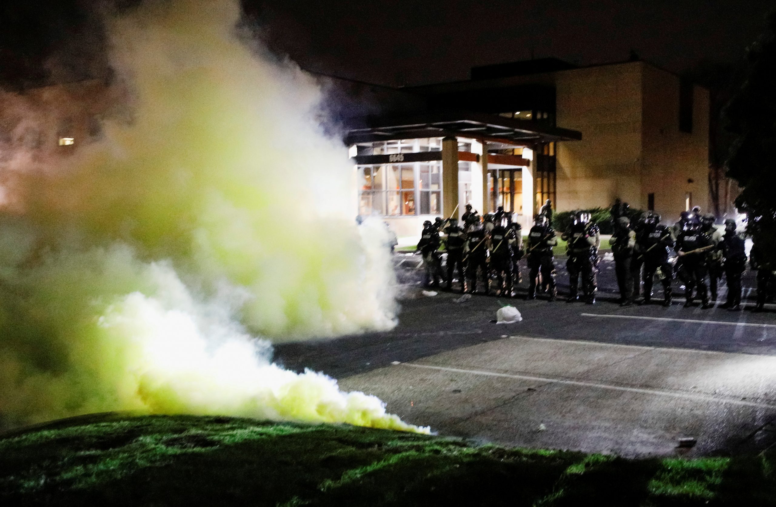 Protests Erupt After Police Shoot Black Man in Minneapolis Traffic Stop ...