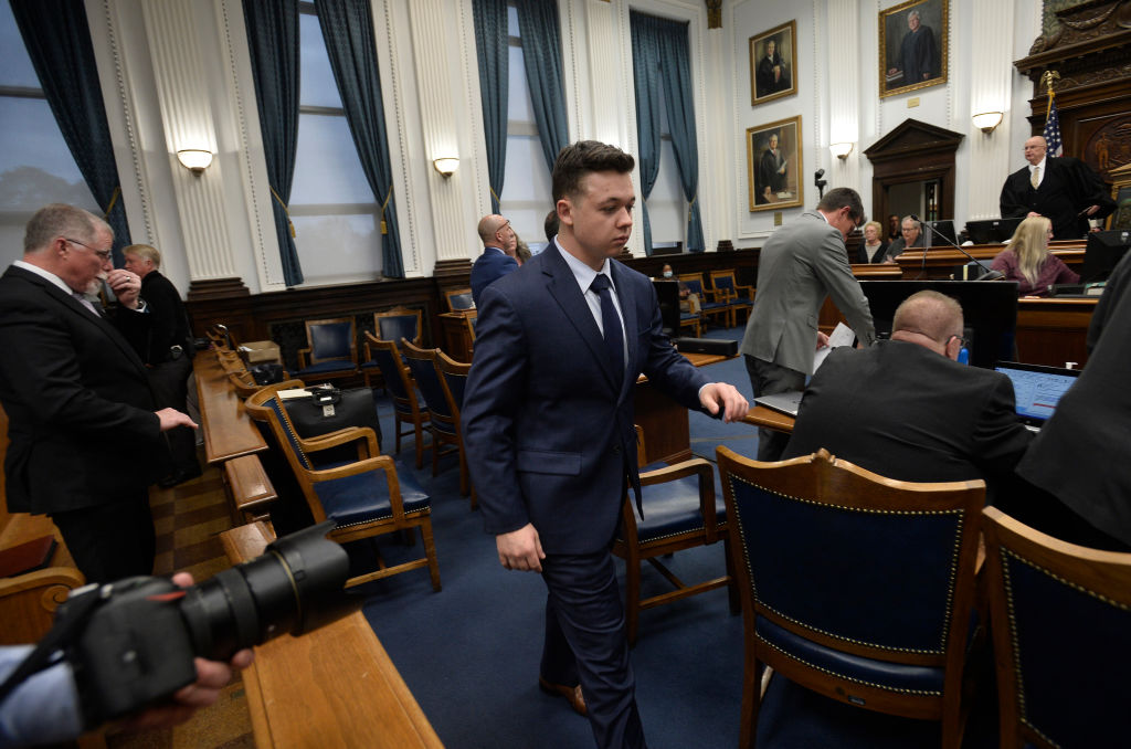 500 National Guard Troops Activated Ahead of Rittenhouse Verdict ...