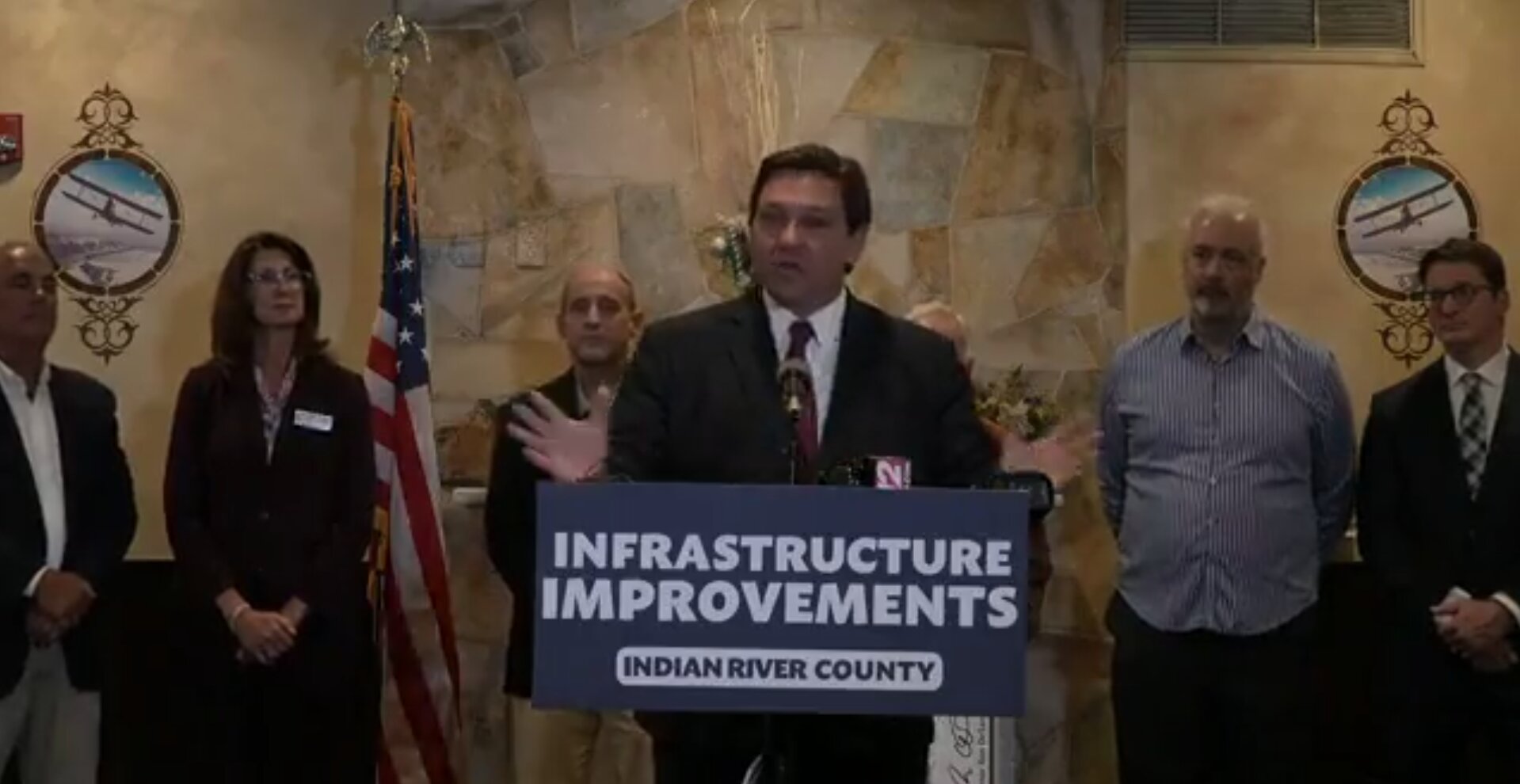 DeSantis Labels Putin an ‘Authoritarian Gas Station Attendant,’ Calls ...