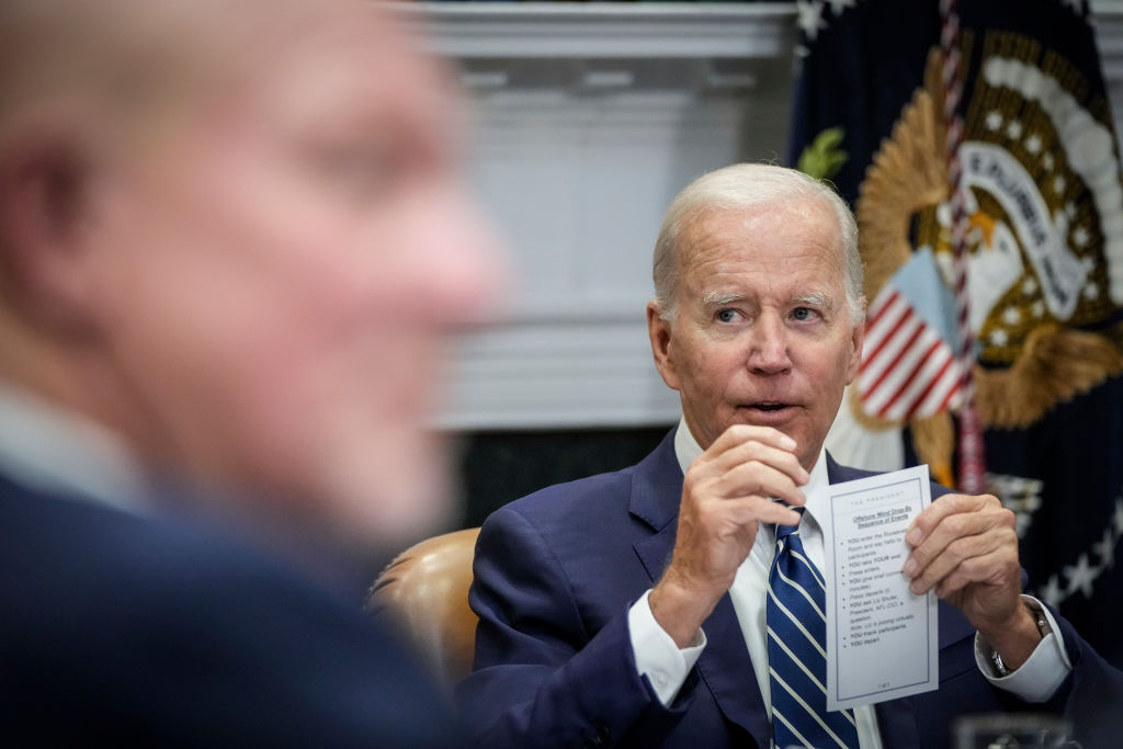 Biden Is Gone: Camera Accidentally Catches Orders Biden Was Given on ...