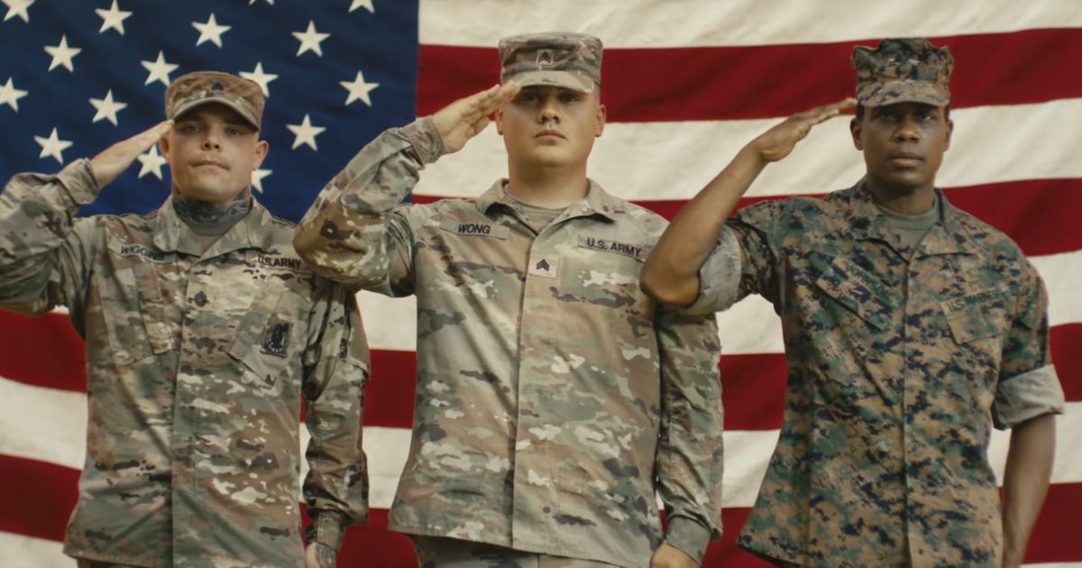 Country Star Defies Woke Mob, Pays Tribute to First Responders ...