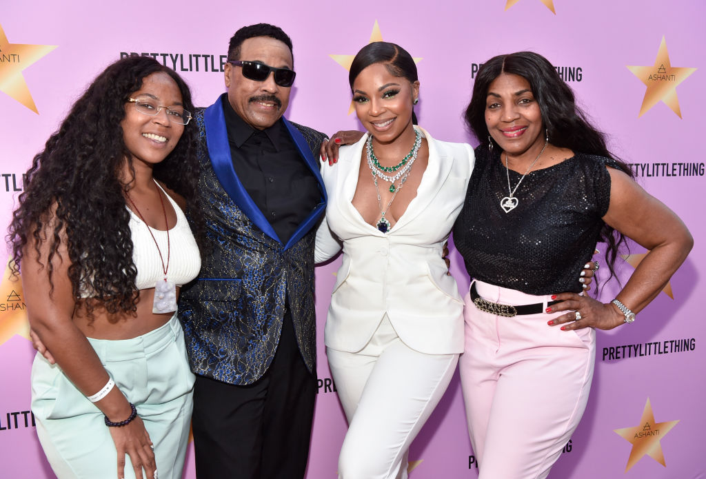 Singer Ashanti Lifts Up Sister During Domestic Violence Awareness Month ...