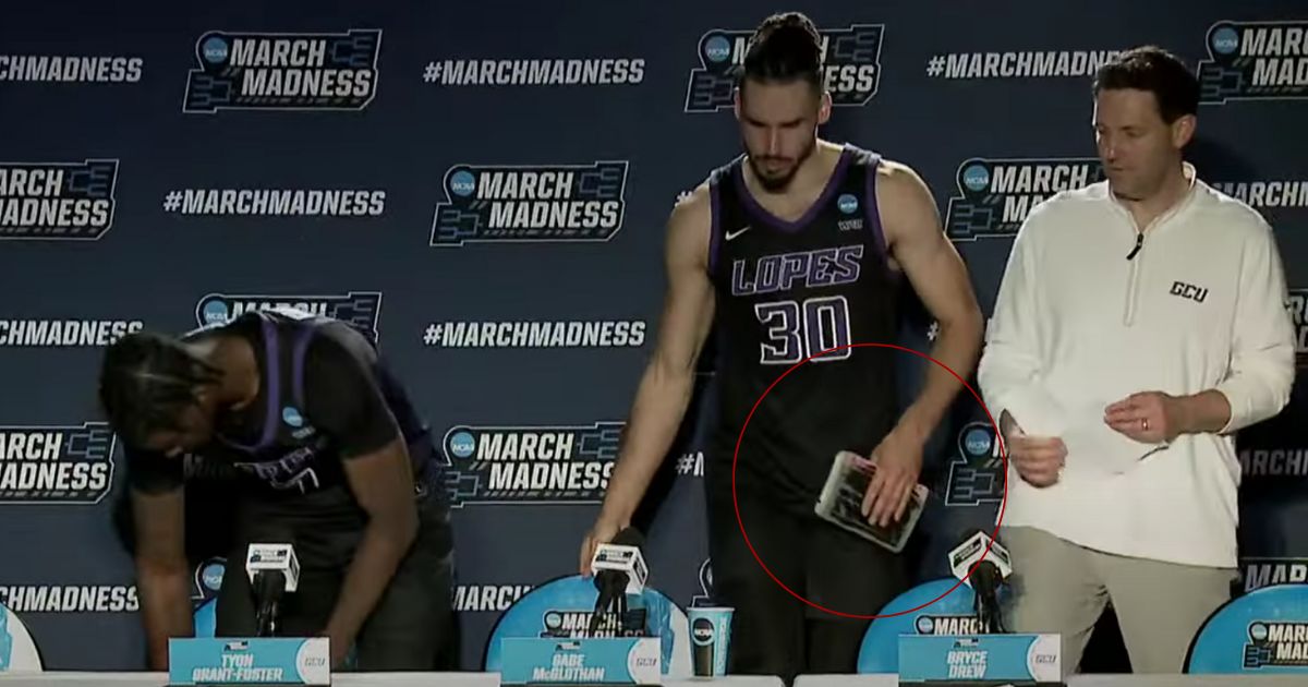 March Madness Star Brings Bible to Podium After Heartbreaking Loss ...