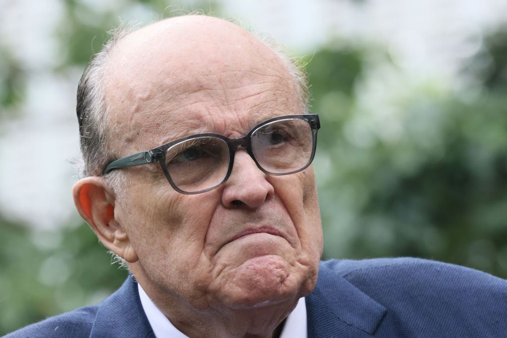 Judge Does Not Rule on Motion; Giuliani Can Stay in Florida Condo For ...