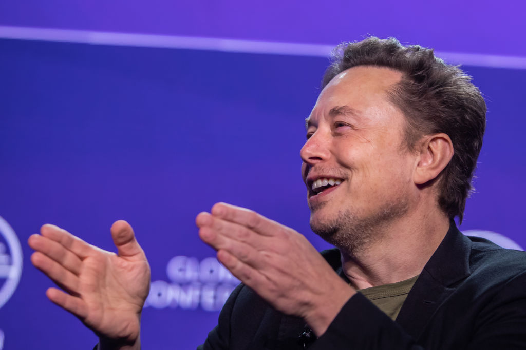 Donald Trump and Elon Musk Meet to Discuss Potential White House Role ...