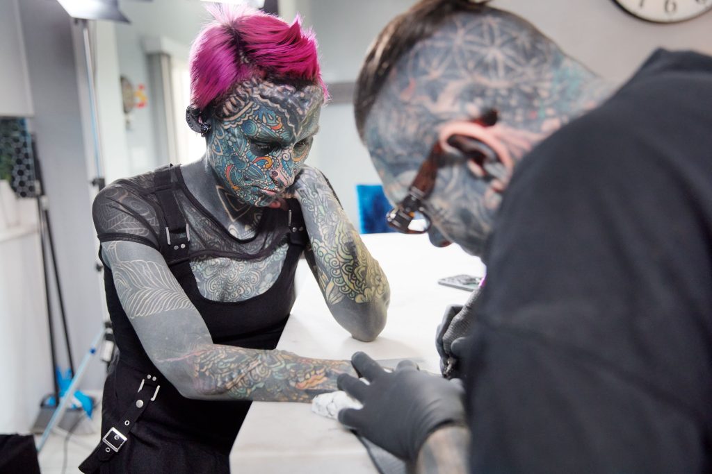 Army Veteran Sets Guinness World Record As Most Tattooed Woman ...