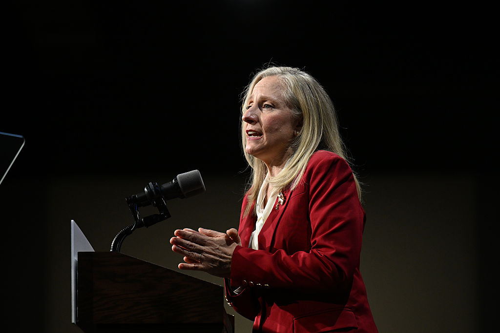 Abigail Spanberger Warns of Coming ‘Energy Crisis,’ Vows to Make Data ...